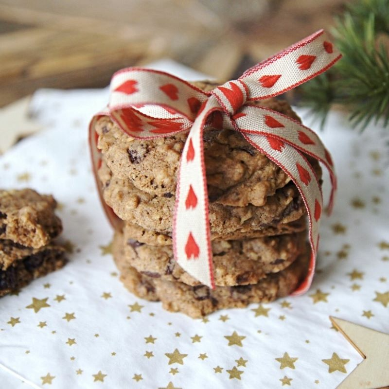 Cookies med smak av pepperkake og sjokolade- Helios